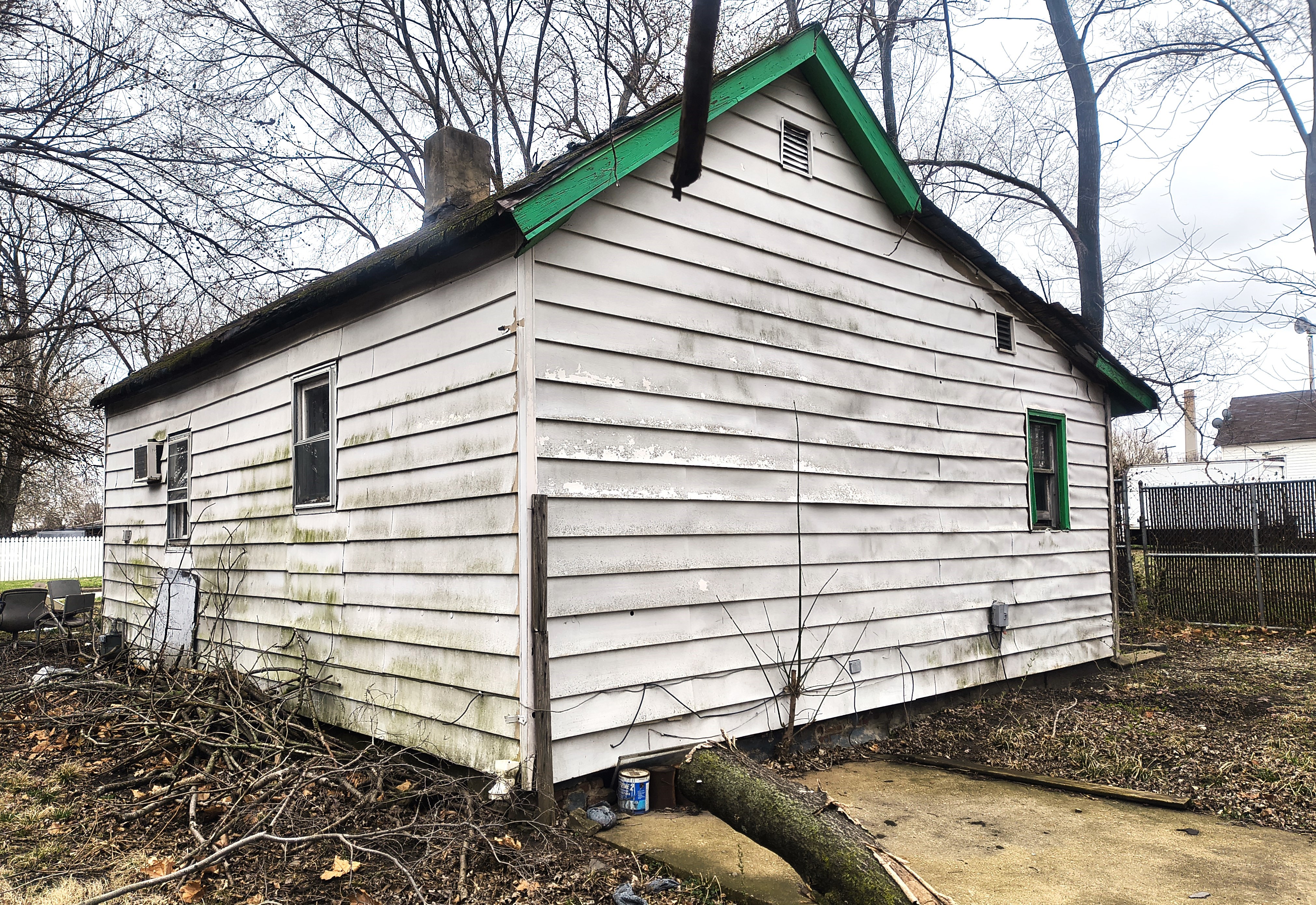 Bid4Assets.com > Auction Detail > (1241224) ($1-Bid) (No-Reserve) House ...