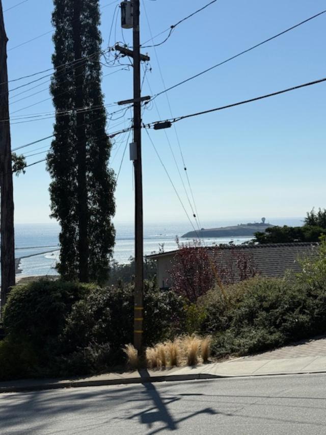 Bid4Assets.com > Auction Detail > (1248262) El Granada Highlands 7100 ...